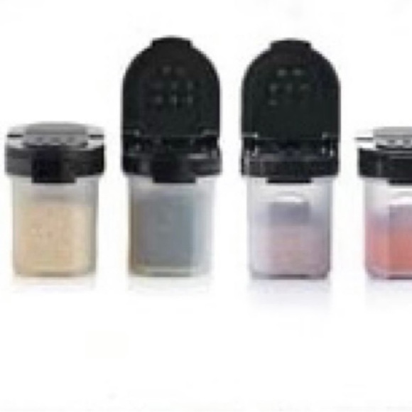 Tupperware | Kitchen | Tupperware Small Spice Shaker Set | Poshmark